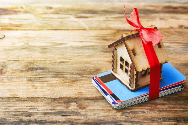 Holiday Gifts For Your Tenants