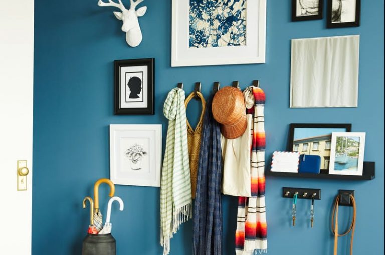 5 Surprisingly Brilliant Ways to Use Command Strips